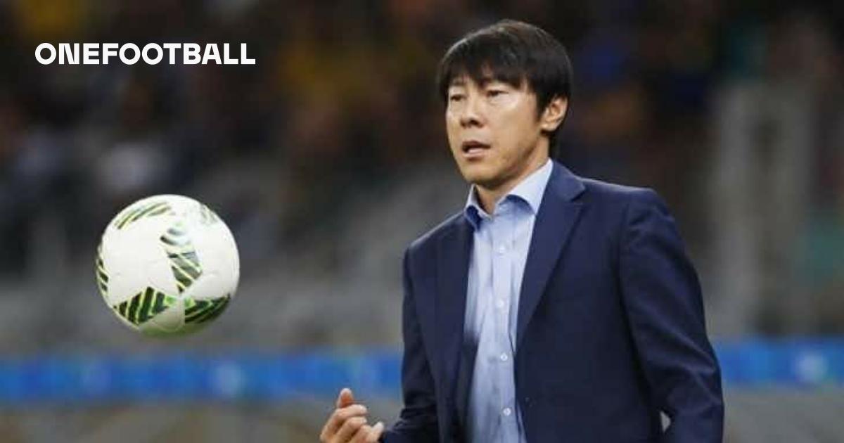 Shin Tae-yong Kocak Jadi Bintang Iklan, Auto Diledek Anaknya | OneFootball Shin Tae-yong Kocak Jadi Bintang Iklan, Auto Diledek Anaknya | OneFootball